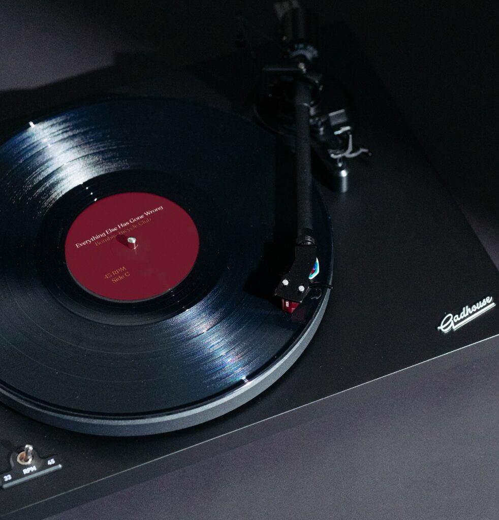 Miles x Mathis with Ortofon 2M Red - Gadhouse